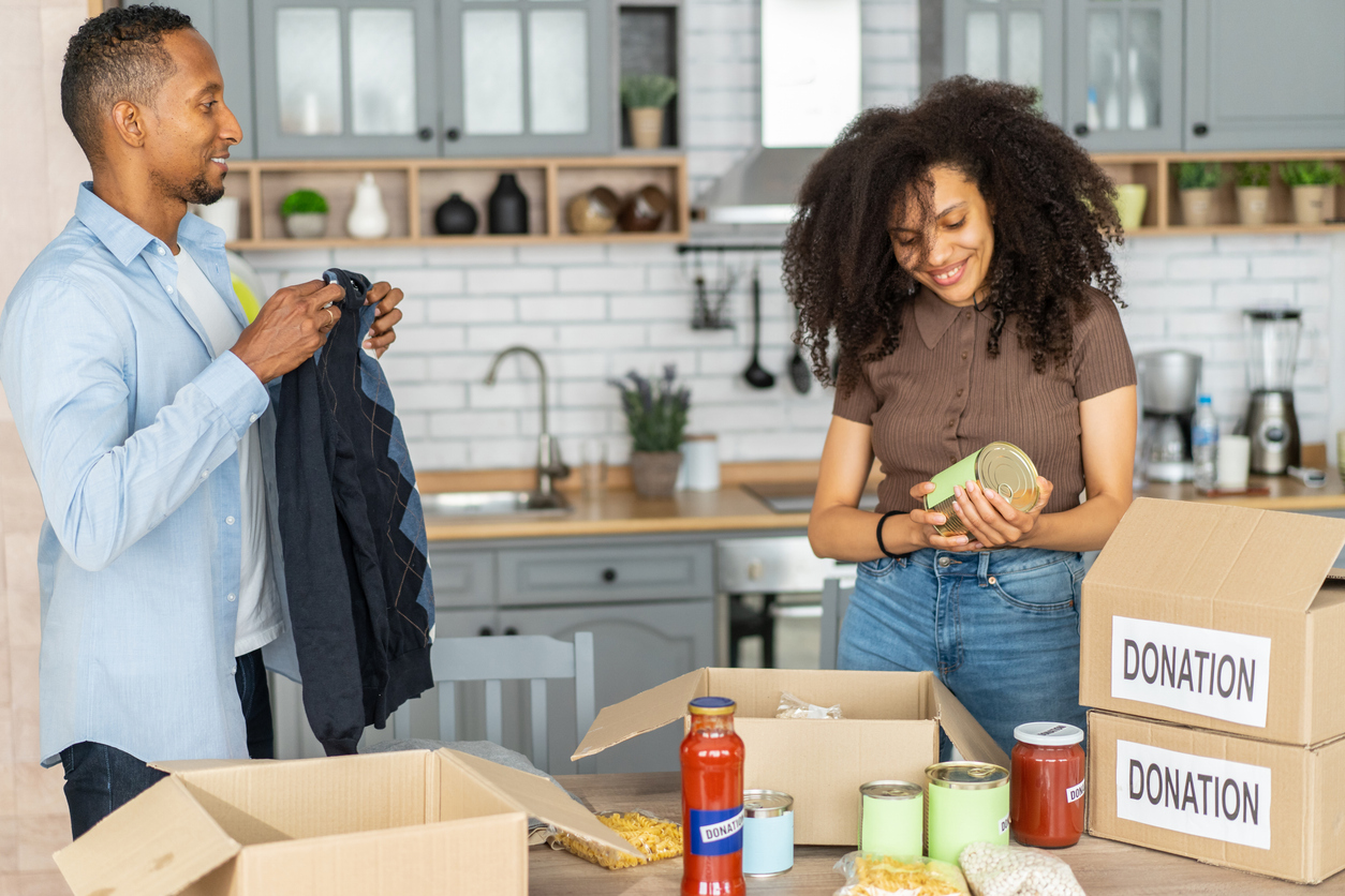 Essential DOs and DON'Ts for Decluttering Success